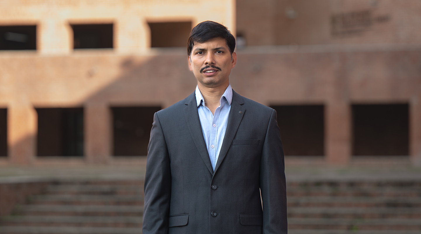 Vinay Kumar Jha | IIMA